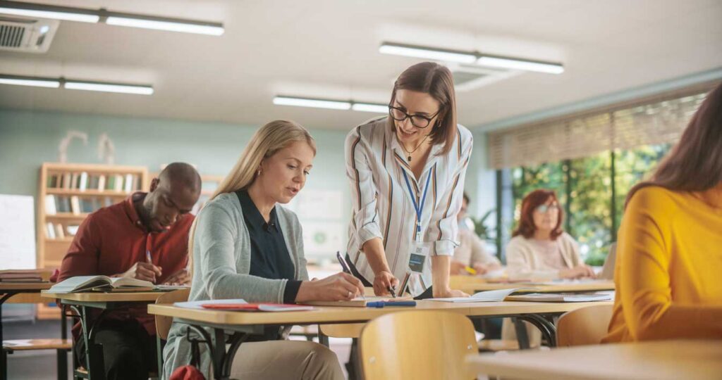 Cursos Nivel Avanzado - Educación Continua